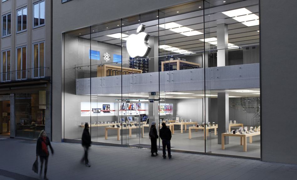 1,2 milijarde prodanih iPhone-a za 10 godina! | Taster