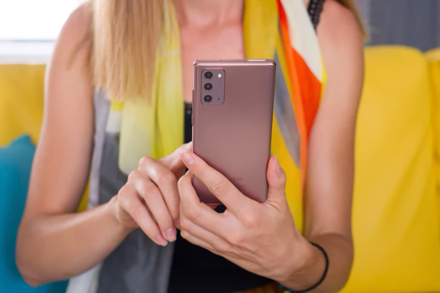 Samsung je patentirao prsten sa opcijom bežičnog punjenja telefona | Taster